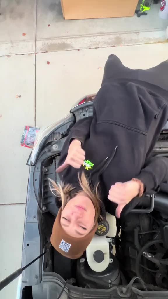 Ford truck build includes a reminder to change the air filter