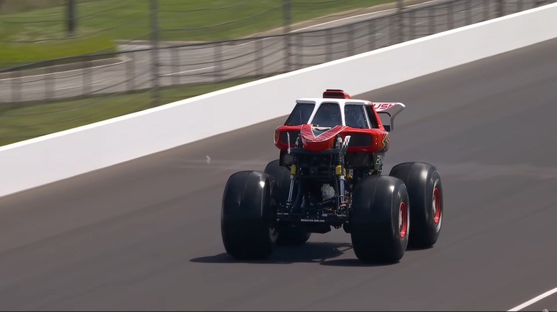 12,000-pound monster truck breaks world speed record at the ...