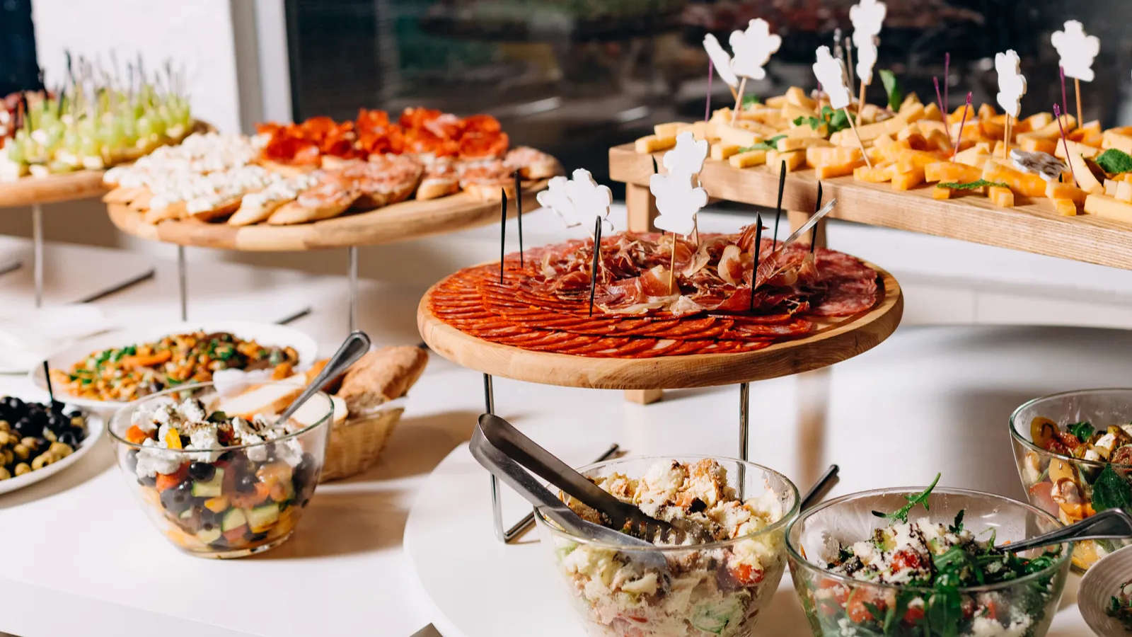 The unexpected reason buffet style dining is starting to feel appealing ...