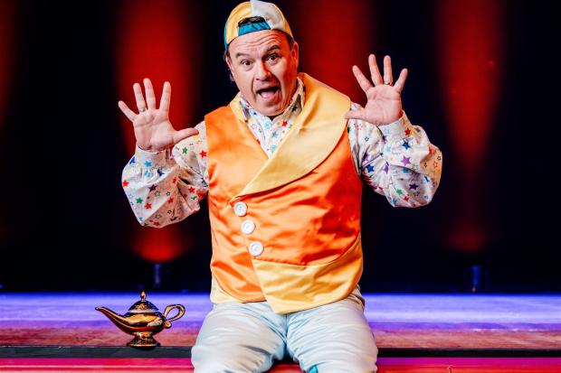 Bournemouth panto favourite takes centre stage with new stand-up show ...
