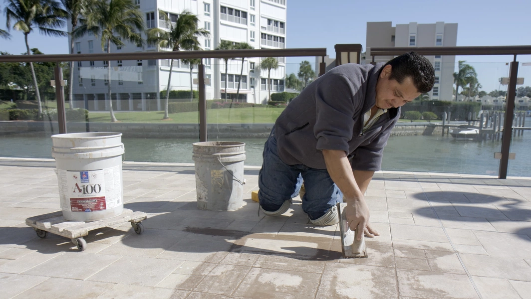 Grout cleaning tips for a sparkling home