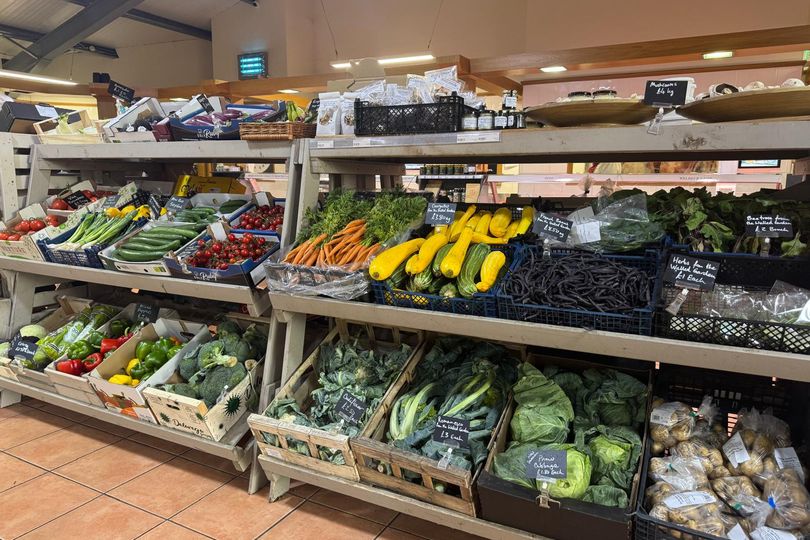 Nottinghamshire farm shop selling 'excellent' quality produce crowned ...