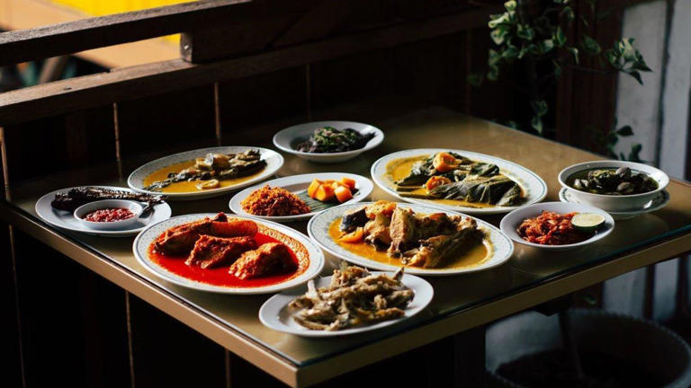 Kuliner siang hari di Pekanbaru, Riau: 3 tempat makan enak, murah, dan ...