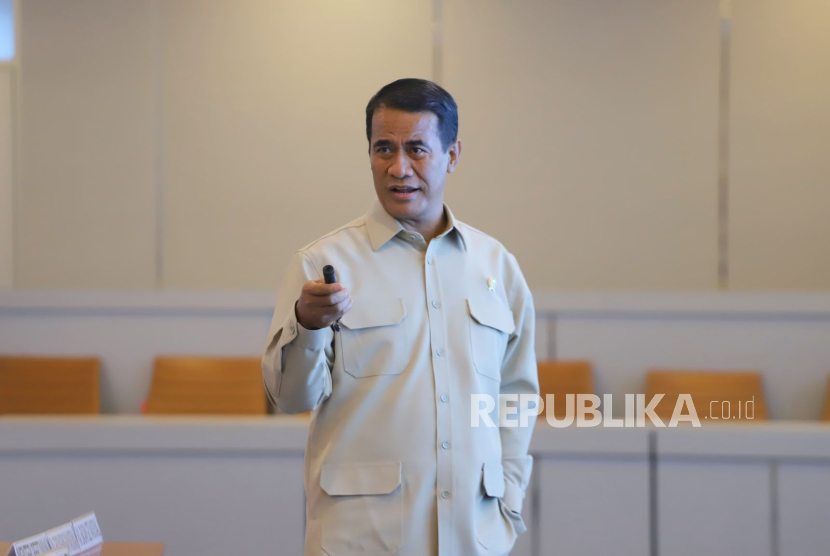 Dolar menguat, harga sawit turun, mentan sebut ada anomali