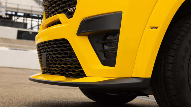 Le nouveau super pick-up de Ram prend la relève du SRT10 : voici le ...