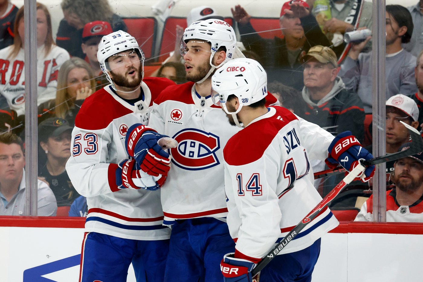 Canadiens look to head home with 2-0 lead over Carolina in Eastern ...