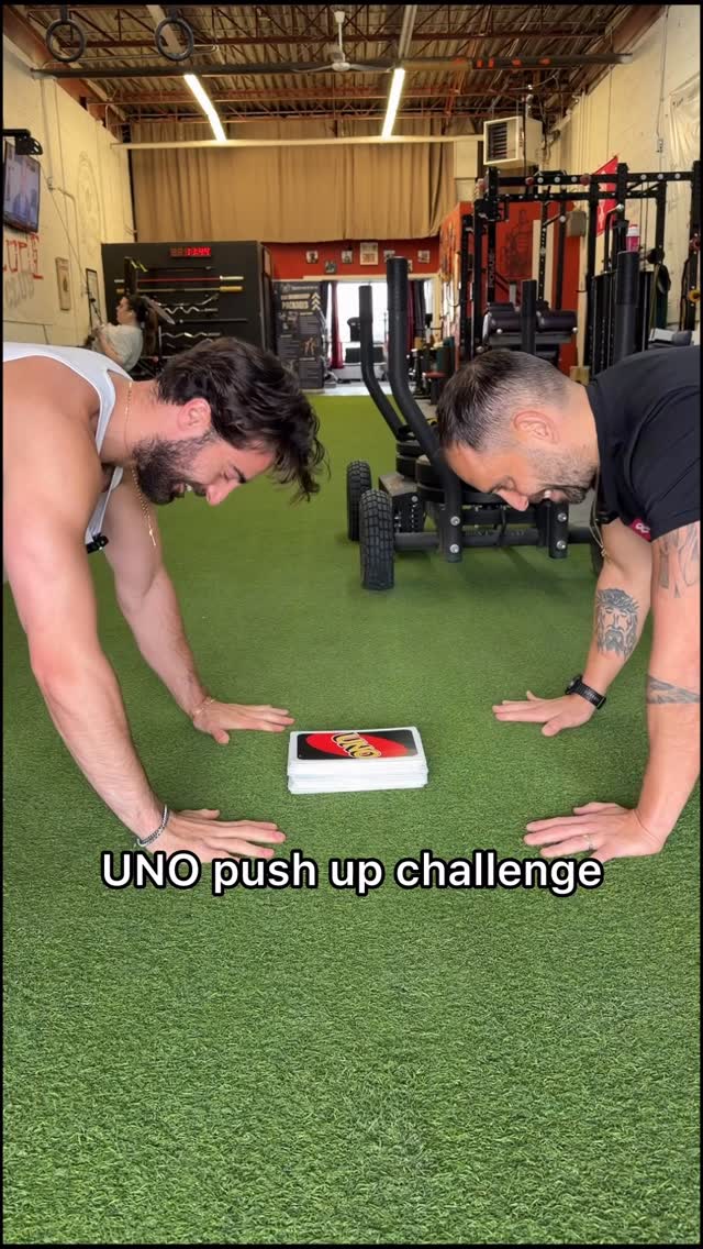 UNO push up challenge vs my trainer