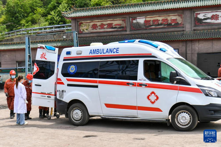 Gas explosion at Chinese coal mine kills 82