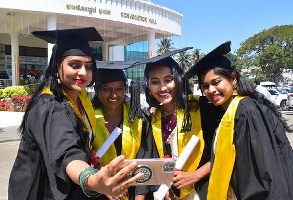 Uttar Pradesh may introduce uniform dress code in colleges and universities