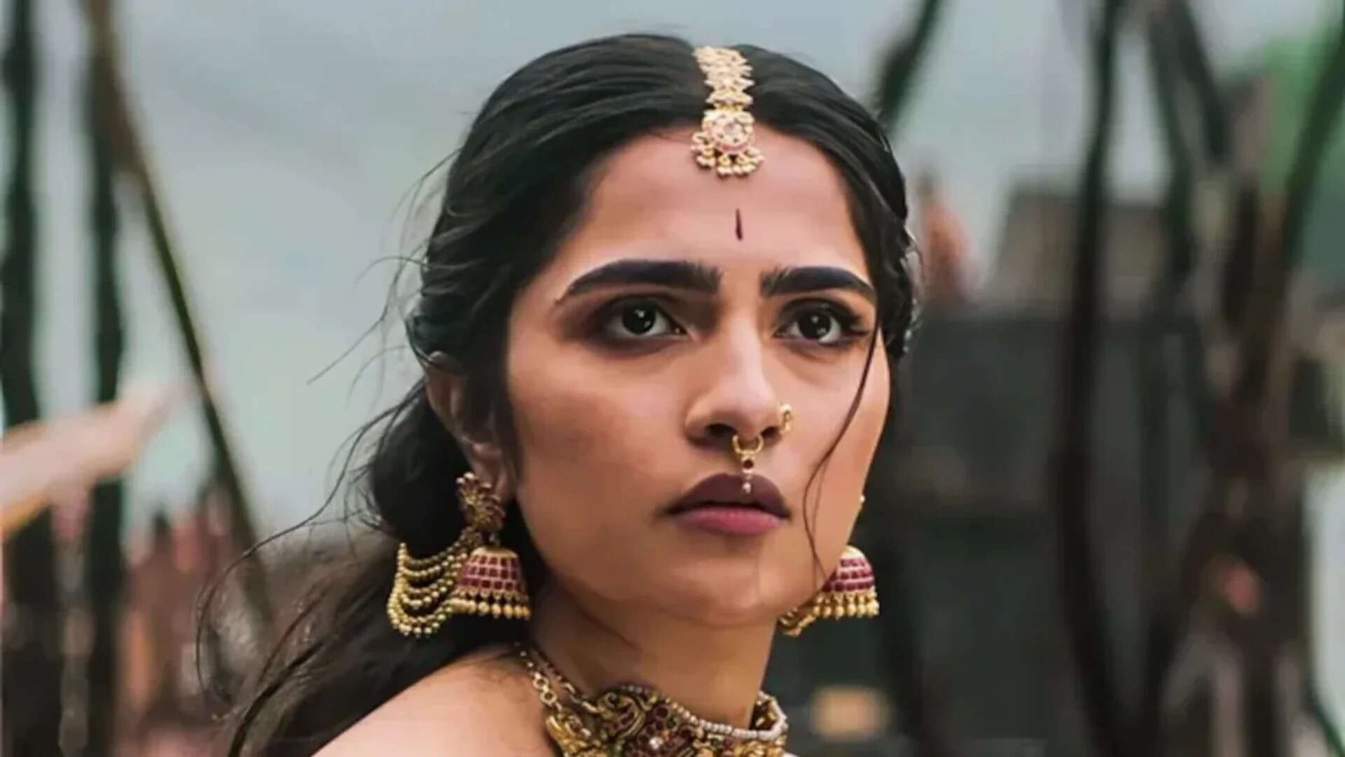 Who is Rukmini Vasanth? ‘Kantara: Chapter 1’ actor and daughter of Uri ...