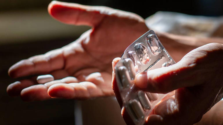 Urgent health warning for all Brits taking fluoxetine and sertraline ...