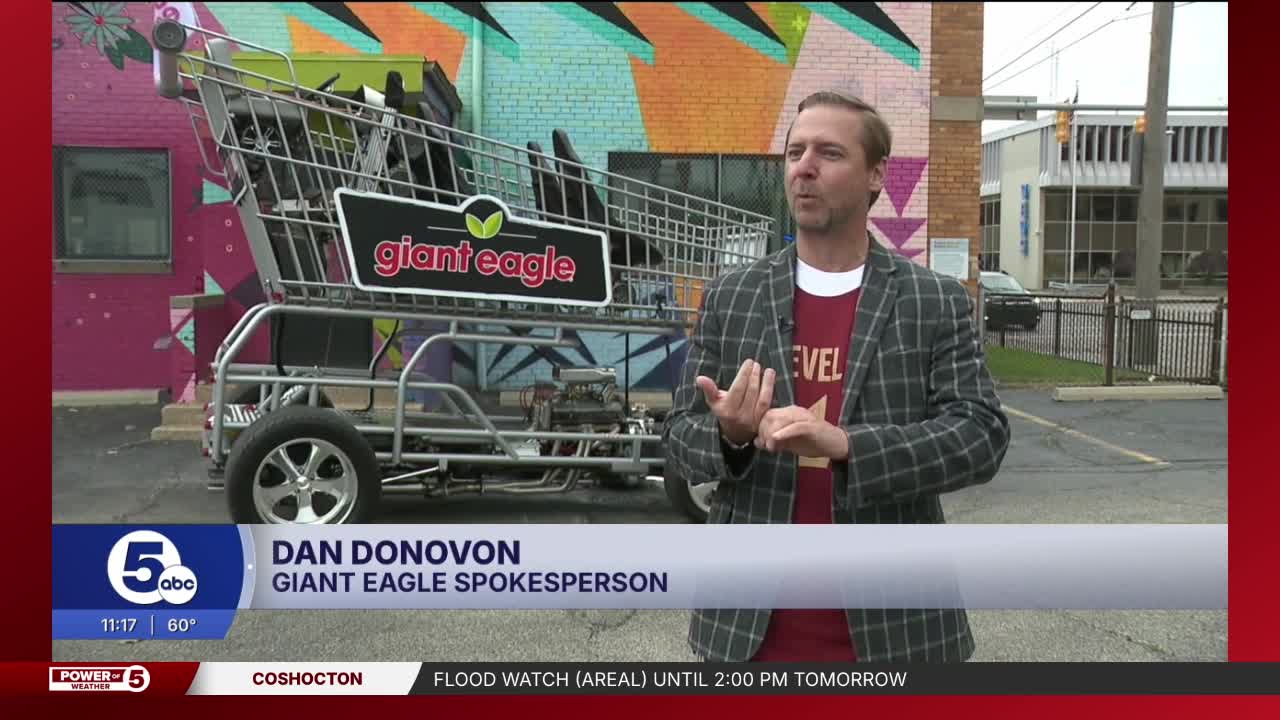 Giant motorized shopping cart rolls through Cleveland to hype Cavs ...