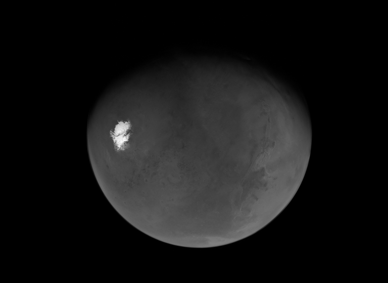 See NASA's stunning new images of Mars captured during an asteroid ...
