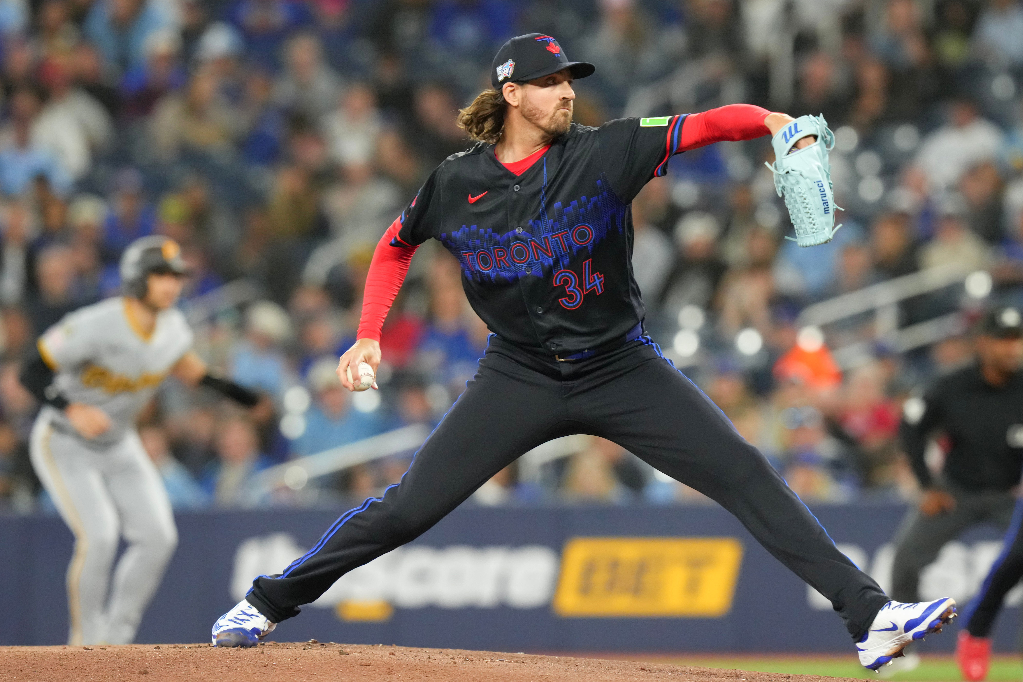 Blue Jays beat the Pirates 6-2 for their 3rd straight victory