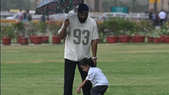Dust storms hit Delhi-NCR as IMD issues orange alert, warns of 80 kmph ...