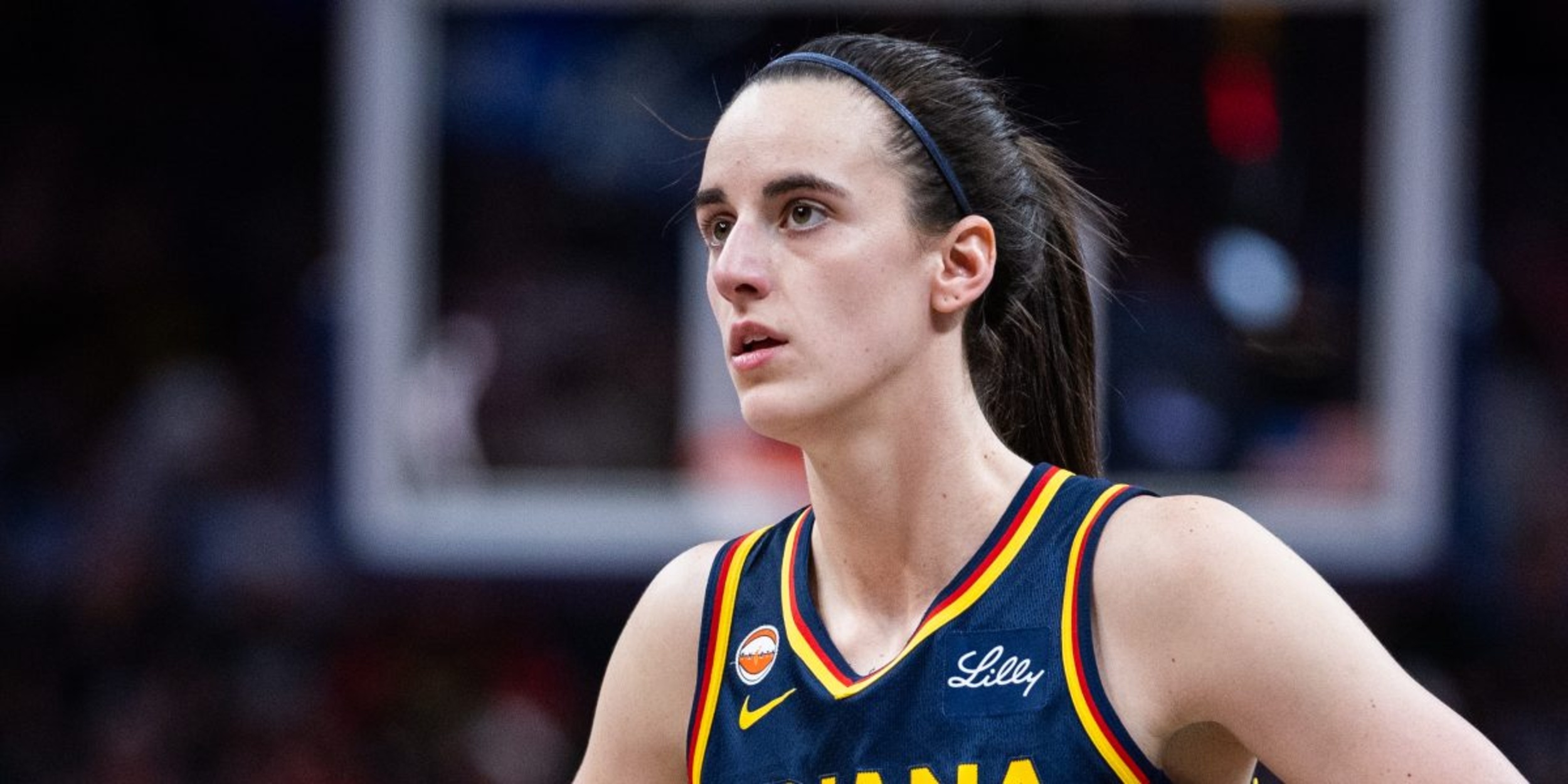Indiana Fever players rally behind Caitlin Clark after big news