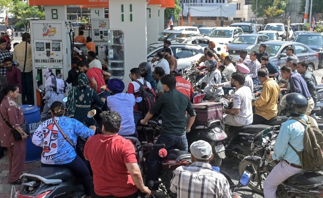 Petrol prices hiked by 87 paise, diesel up by 91, CNG rates also increased
