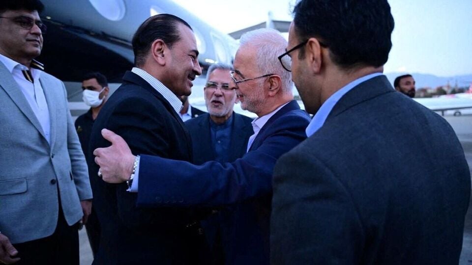 US-Iran news LIVE: Not reached a turning point, says Tehran after PAK ...