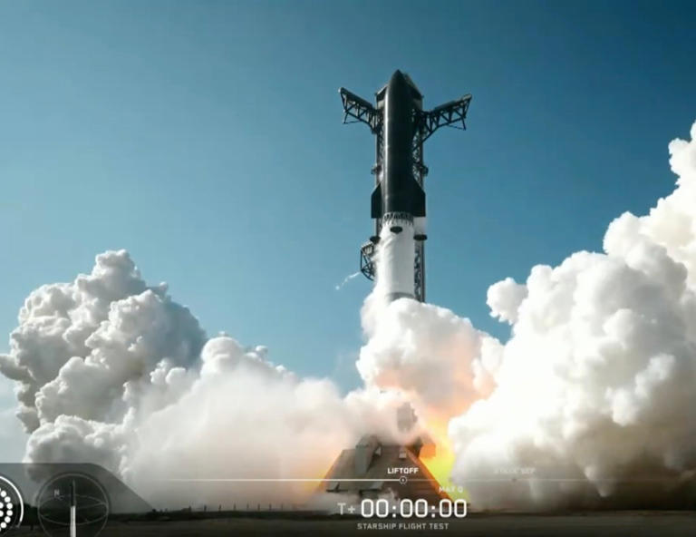 Successful SpaceX Starship 12 launch ends with spectacular fireball