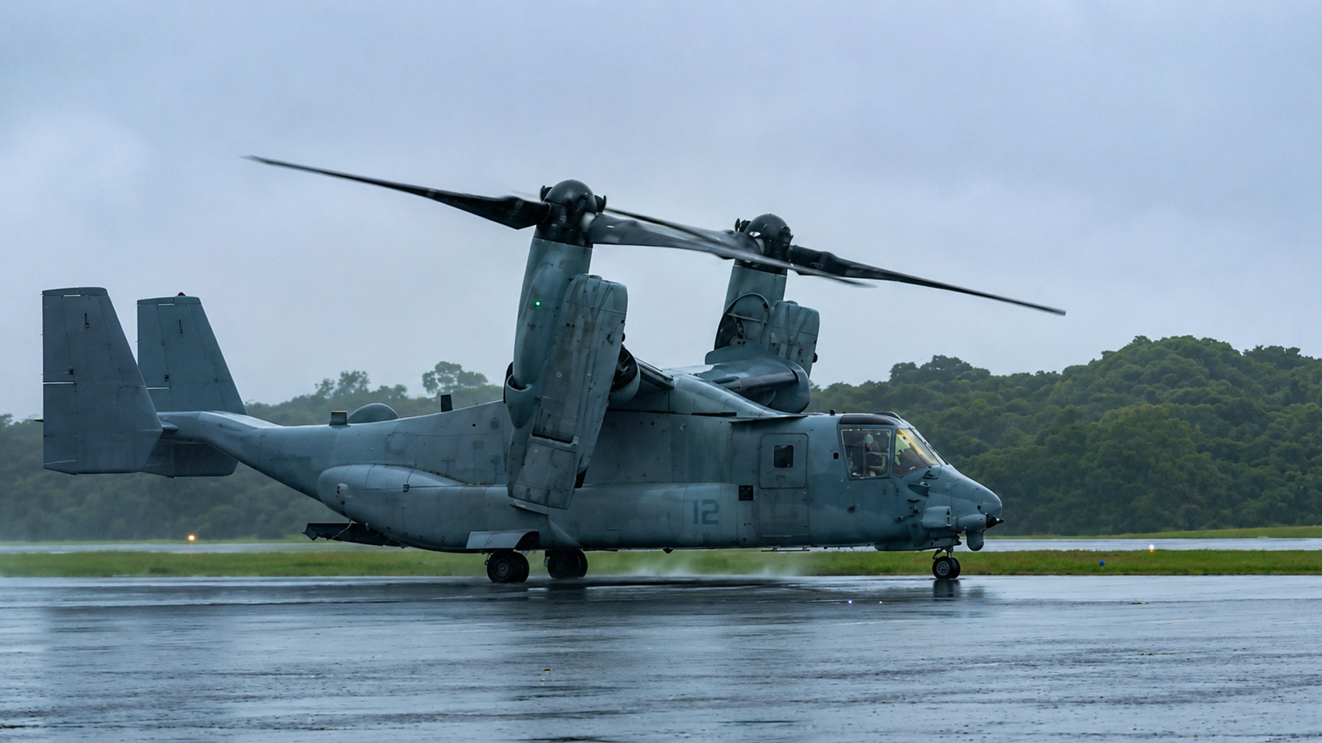 Dentro le operazioni di volo degli Osprey dei Marines in Giappone