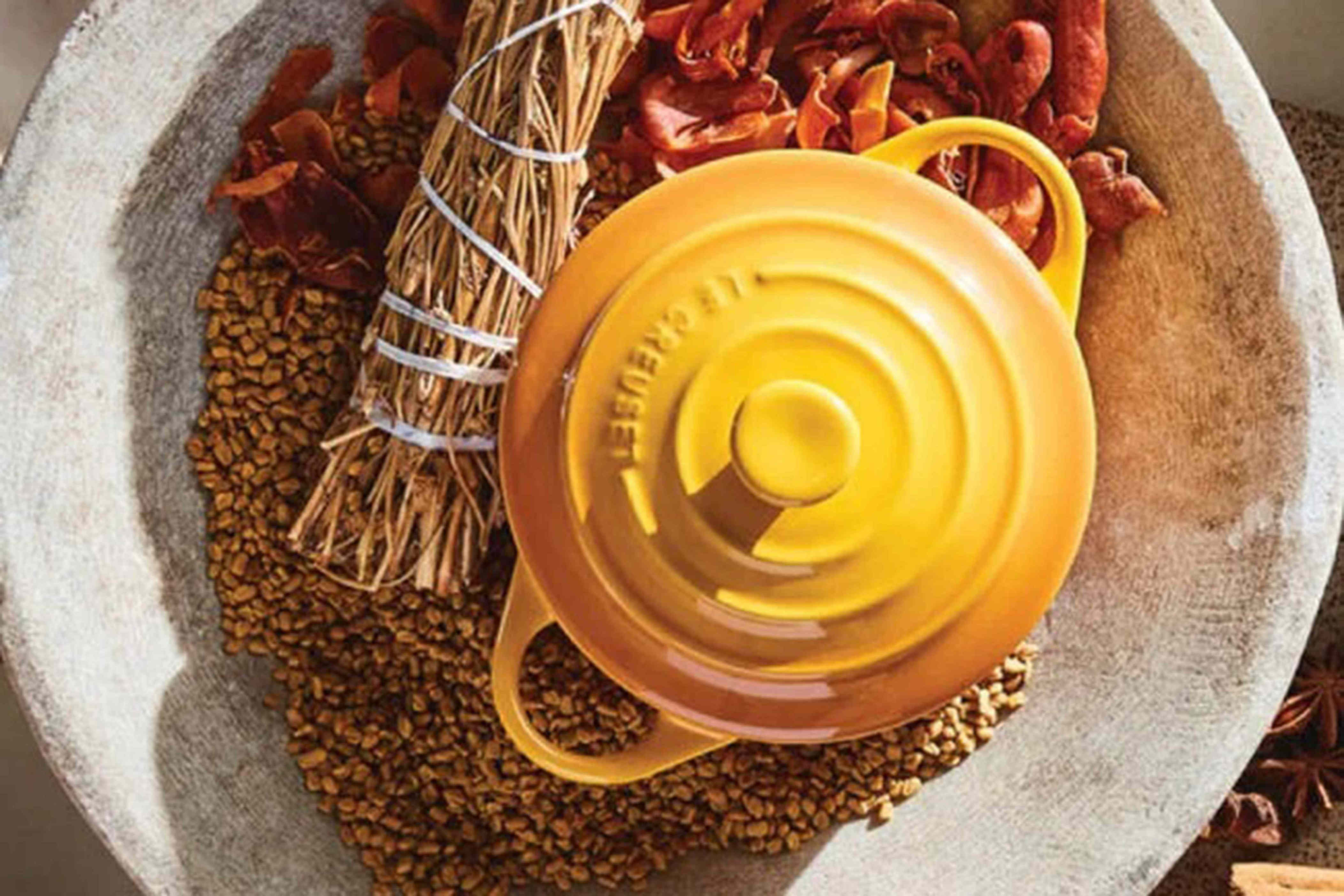 Le Creuset pinch bowls, Dutch ovens, and dinnerware sets are up to 40% ...