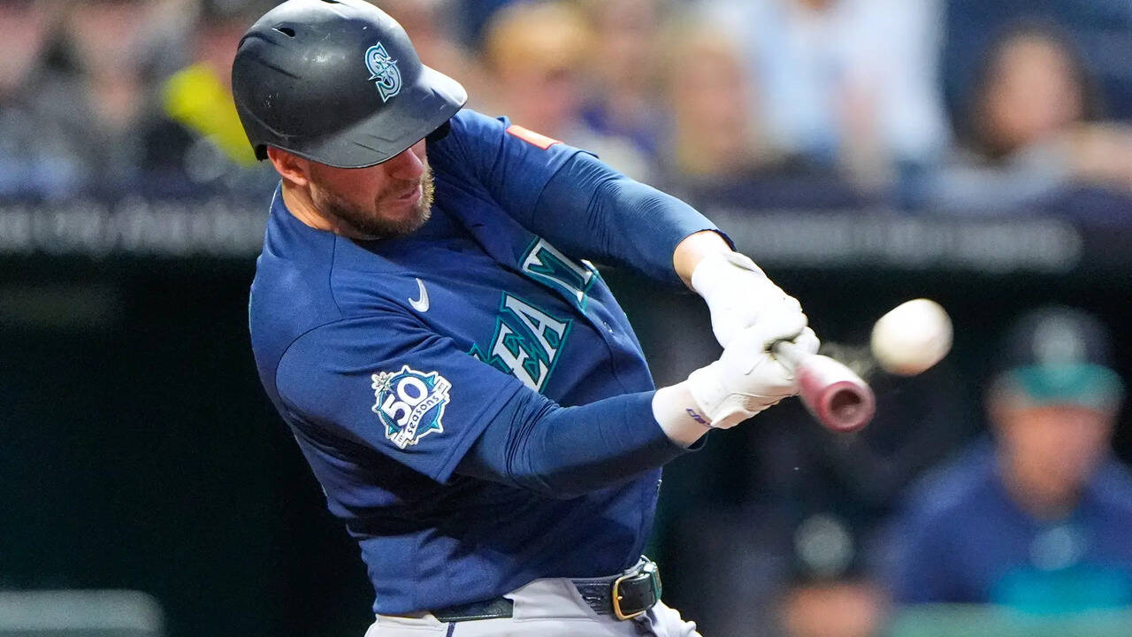Mitch Garver's two-run homer leads Mariners to victory over Royals