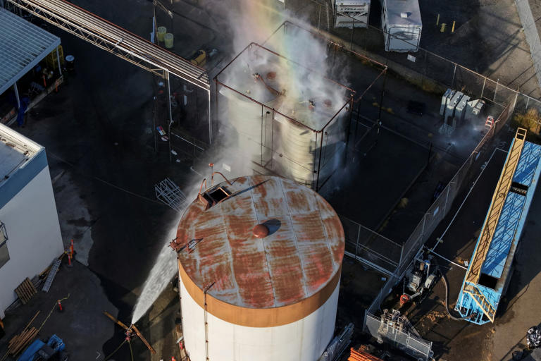 50,000 under evacuation orders in Southern Calif. over chemical tank ...