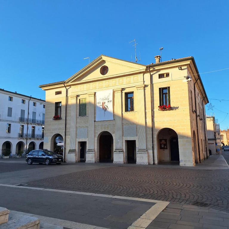 Siamo saliti sulle mura di Cittadella, il borgo fortificato dove si ...