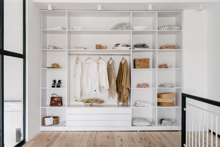 5 things your family wants you to declutter ASAP, according to Swedish ...
