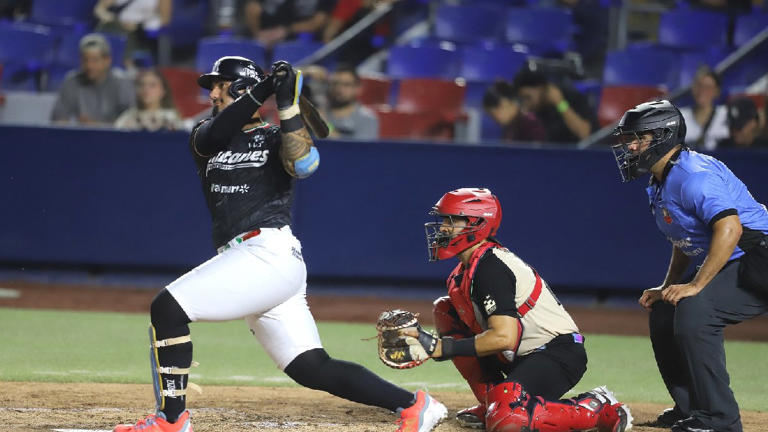 Sultanes propina paliza a Caliente de Durango durante el juego 1 de la ...