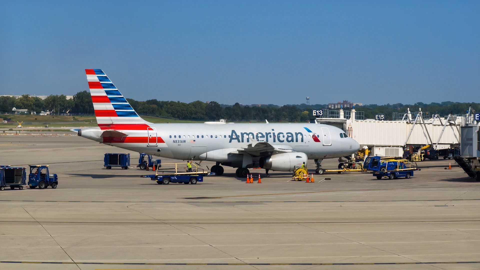 American Airlines denies mother's final goodbye before 18-year-old son ...