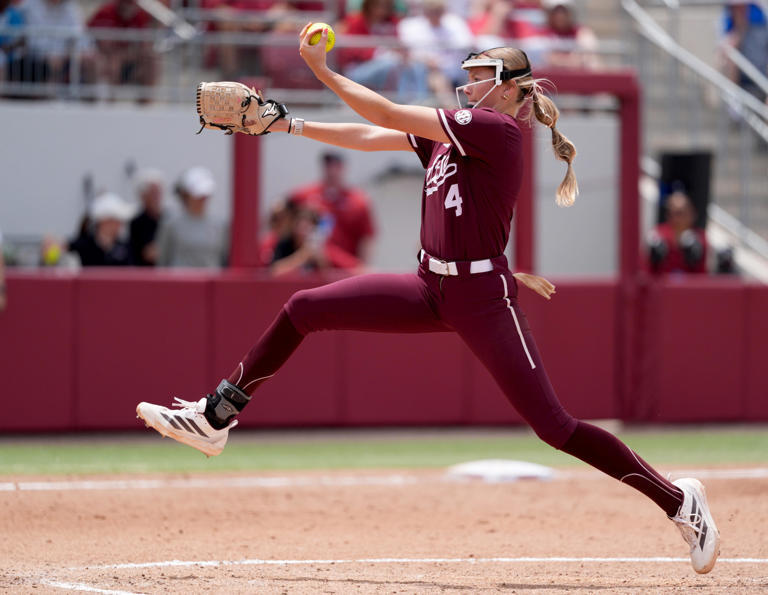Who does Mississippi State softball play in first Women's College World ...
