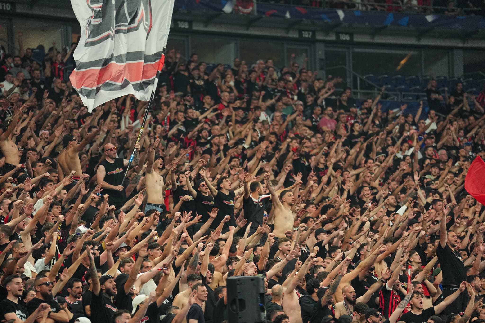 OGC Nice: deux ultras niçois jugés pour des violences contre des ...
