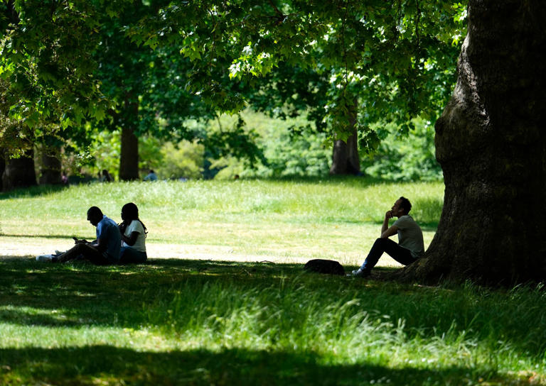 UK basks in day 2 of bank holiday weekend meltathon – but how long will ...