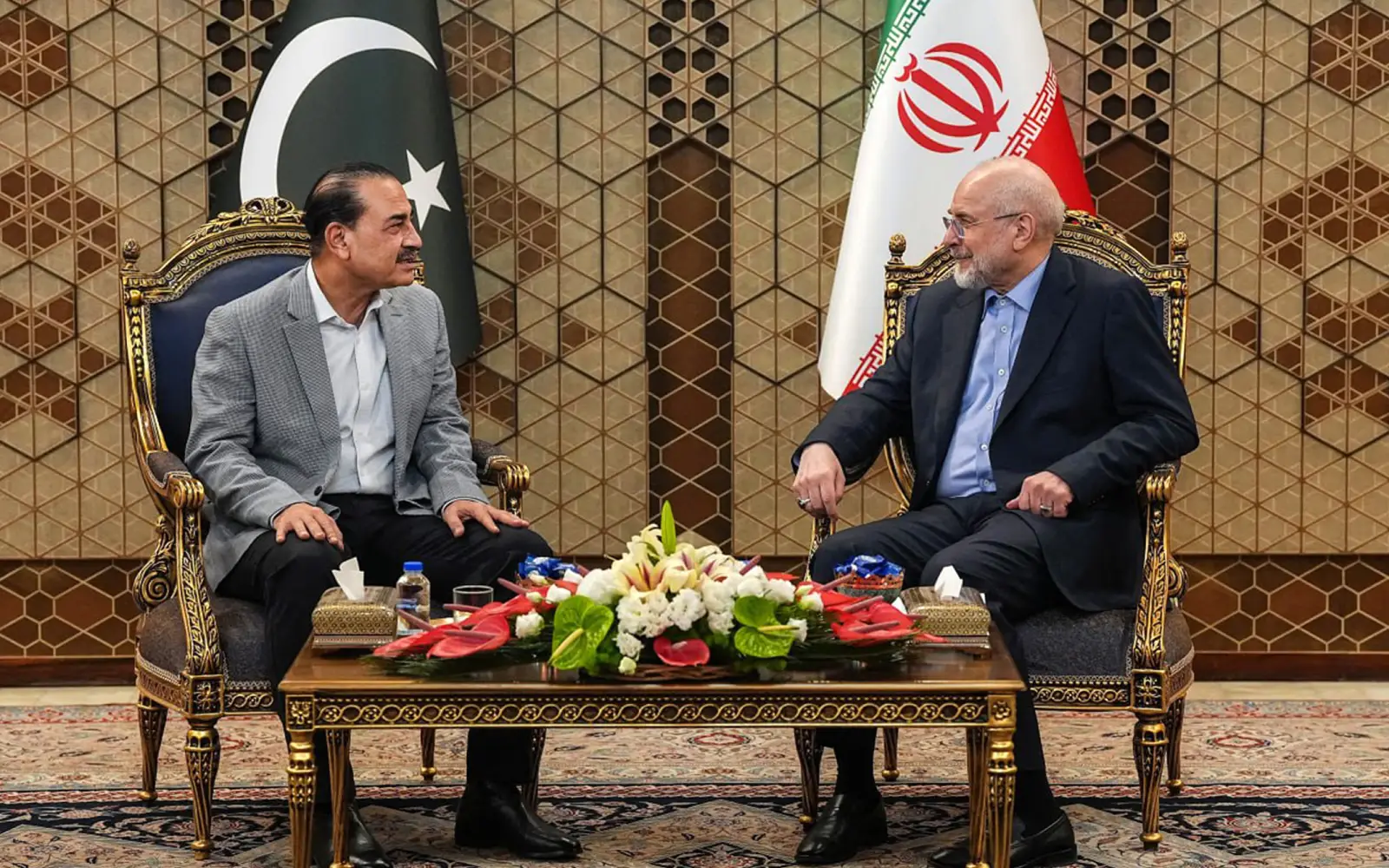 Iran’s chief negotiator vows 'crushing' response if US resumes attacks