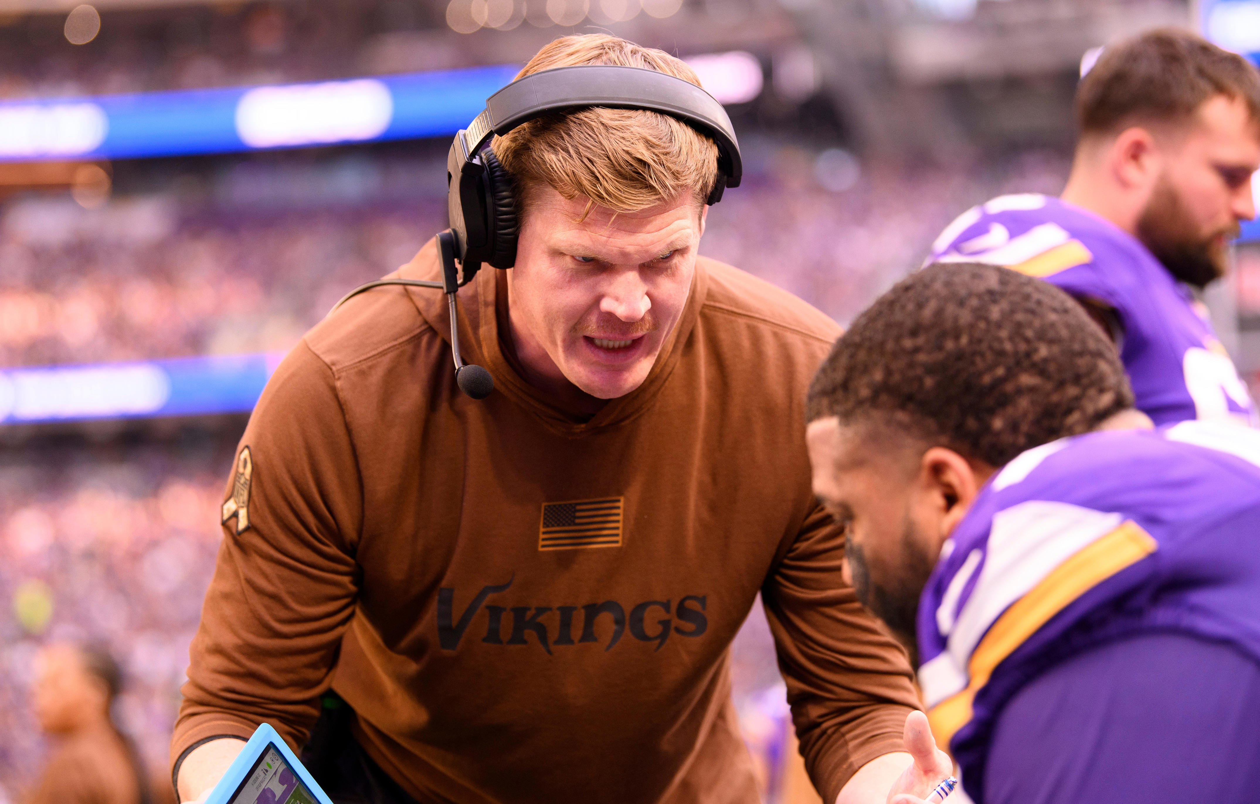 Sean Mannion details why Chris Kuper was right hire for Eagles in 2026
