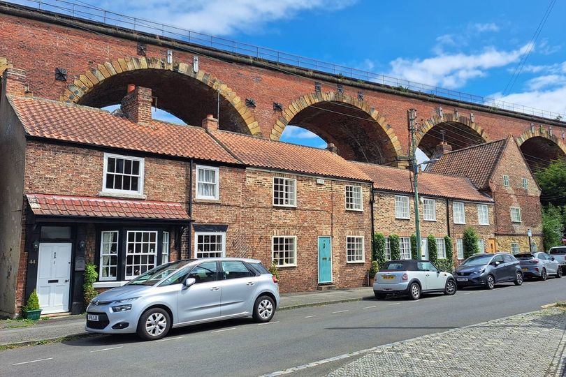 Praise for historic North Yorkshire market town with Georgian high ...