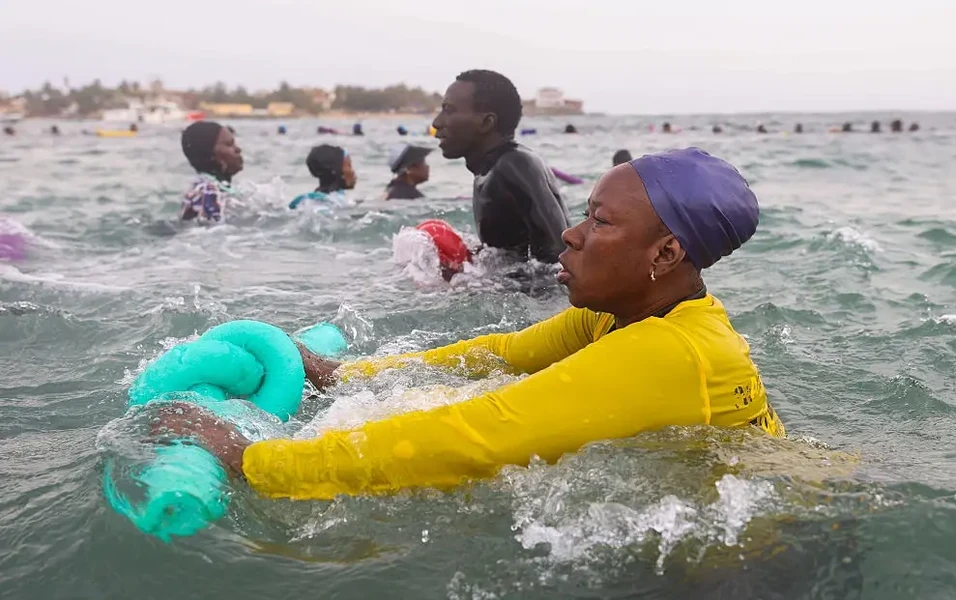 Make a splash with water aerobics workouts