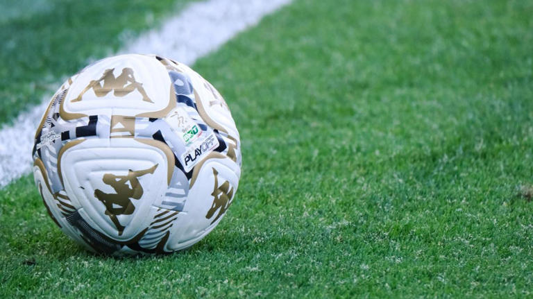 Serie B, ufficiale il primo colpo di mercato: l'annuncio del club