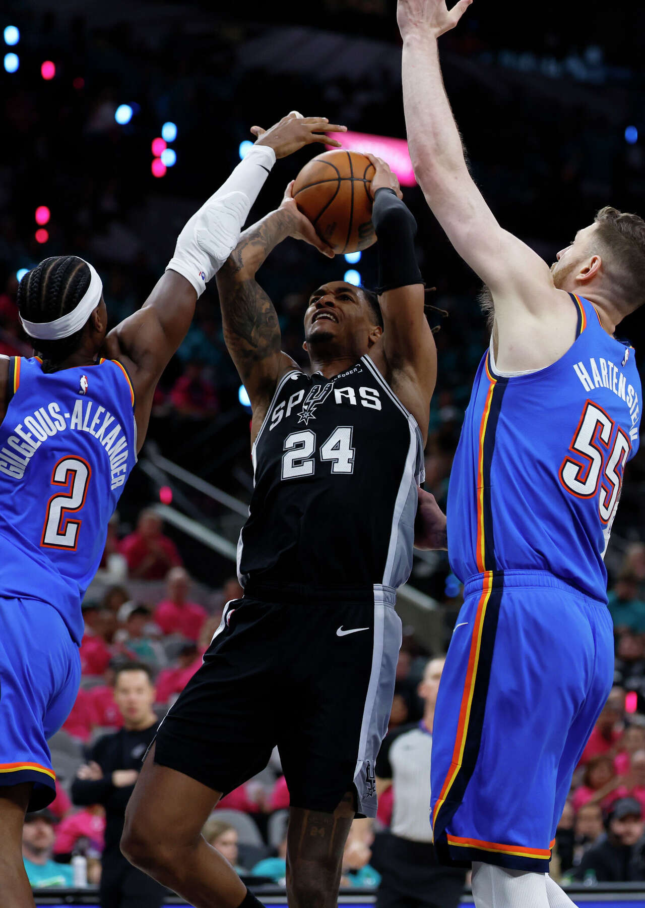 Spurs vs. Oklahoma City Thunder, Game 3 live updates: Thunder ride ...