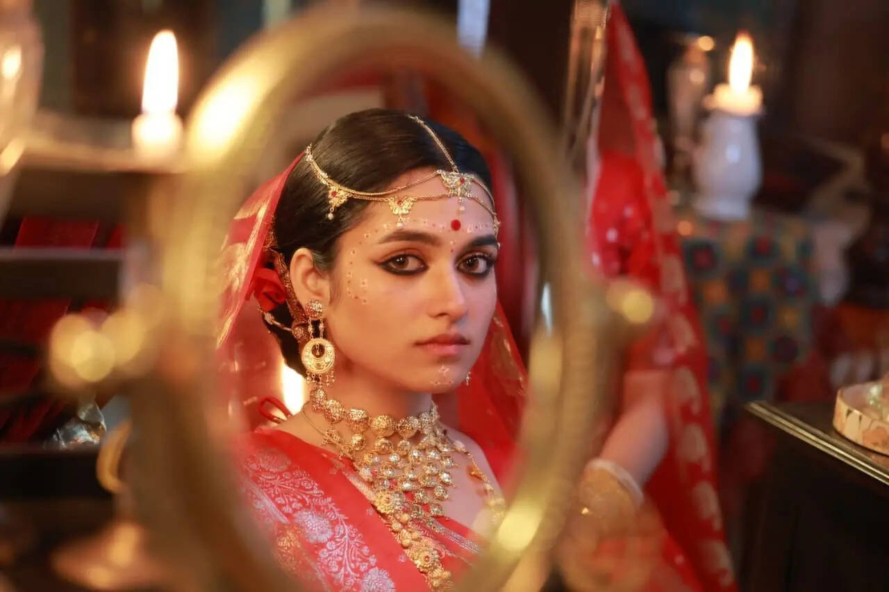 New song from Phool Pishi O Edward shows everyone is hiding something!