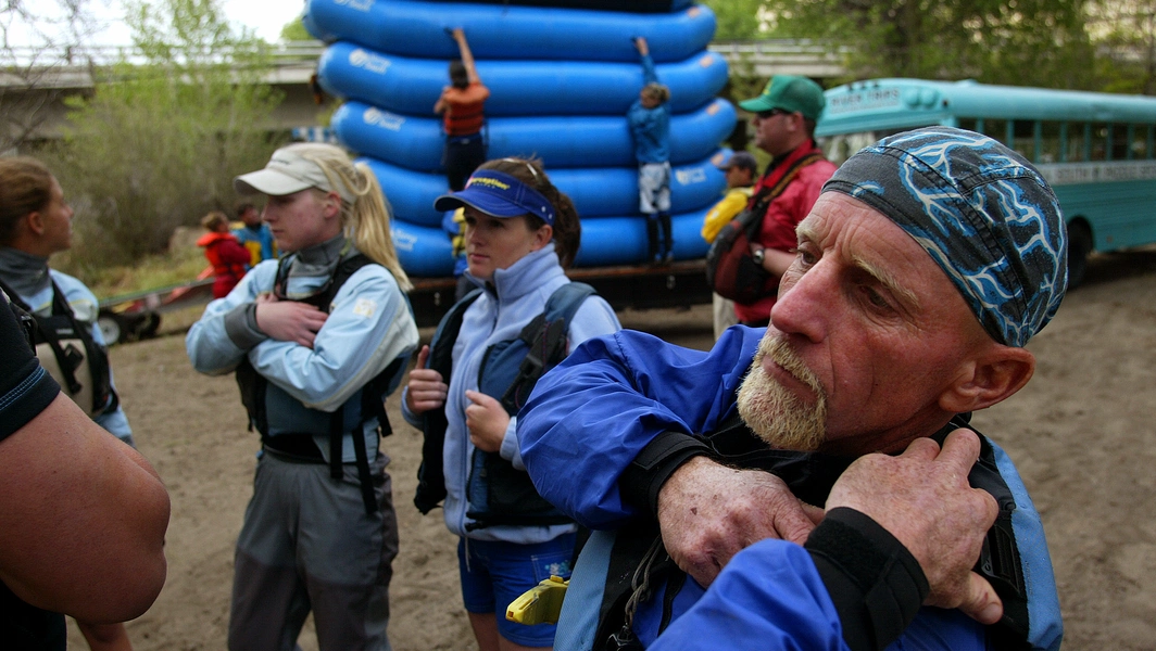 OARS guides conquer Cataract Canyon’s notorious Big Drop rapids