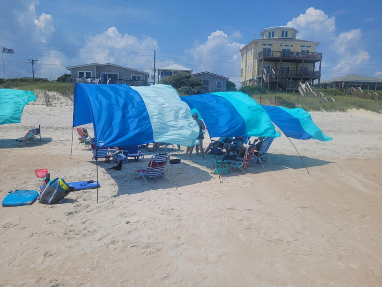 The $255 beach shade dividing America’s coastal towns