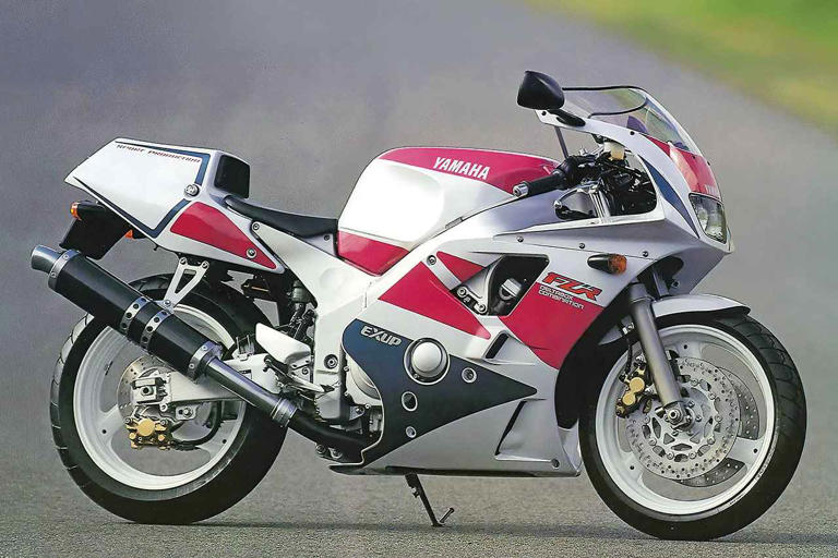 【400ヒーロー列伝・フルカウルスポーツ編】ヤマハ「FZ400R」（1984）「FZR400RR SP」（1993）