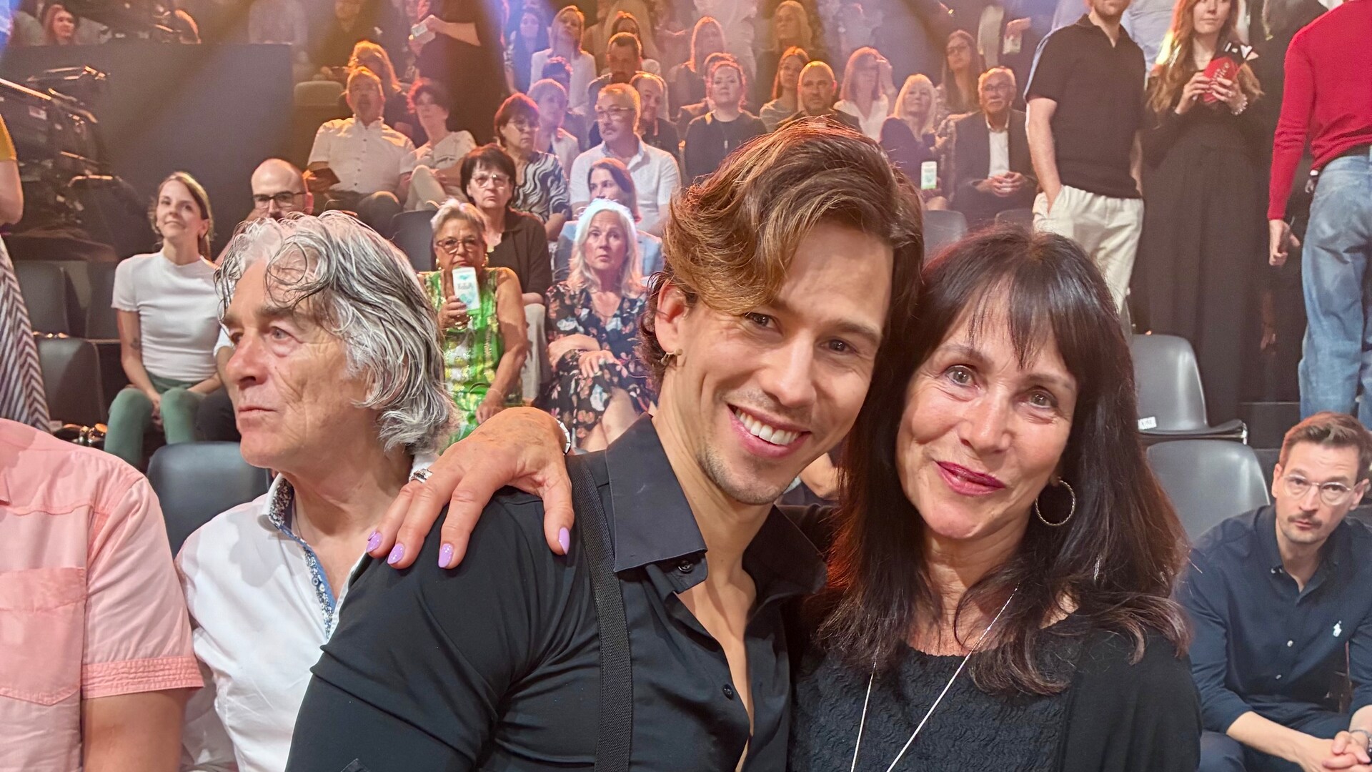 „Let's Dance“: Liebesgerüchte um Joel Mattli und Malika Dzumaev