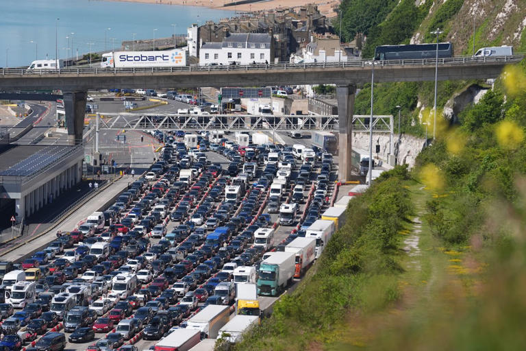 'It's a mess!' Simon Calder reports from Dover as travel chaos erupts ...
