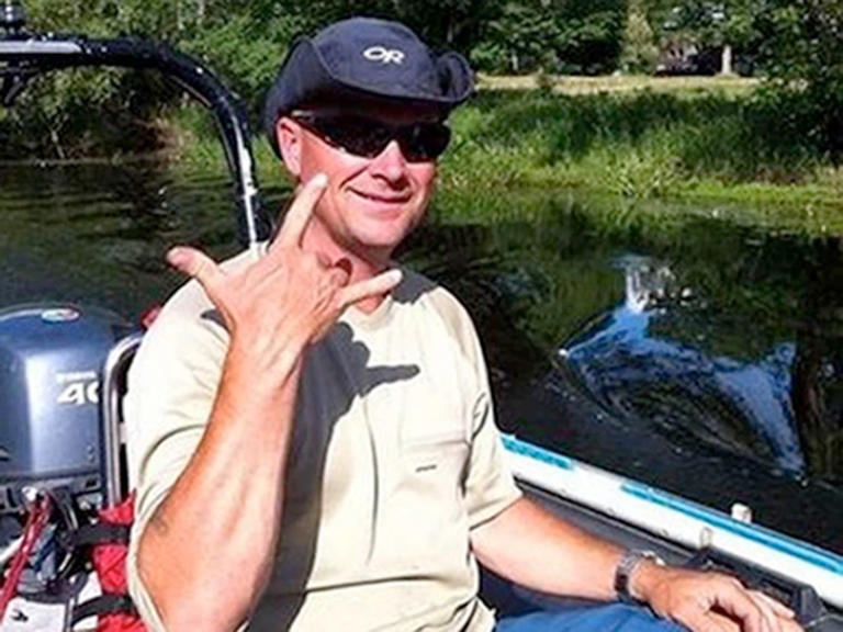 Toronto man who killed off-duty firefighter at a café now out of ...
