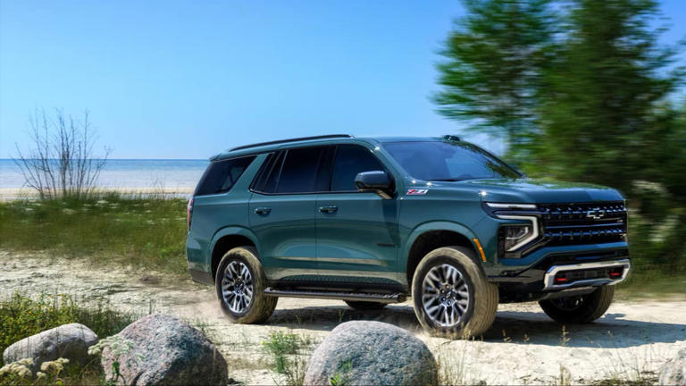 GM recalls Escalade, Tahoe and Yukon SUVs over wheel-hub bolt crash risk