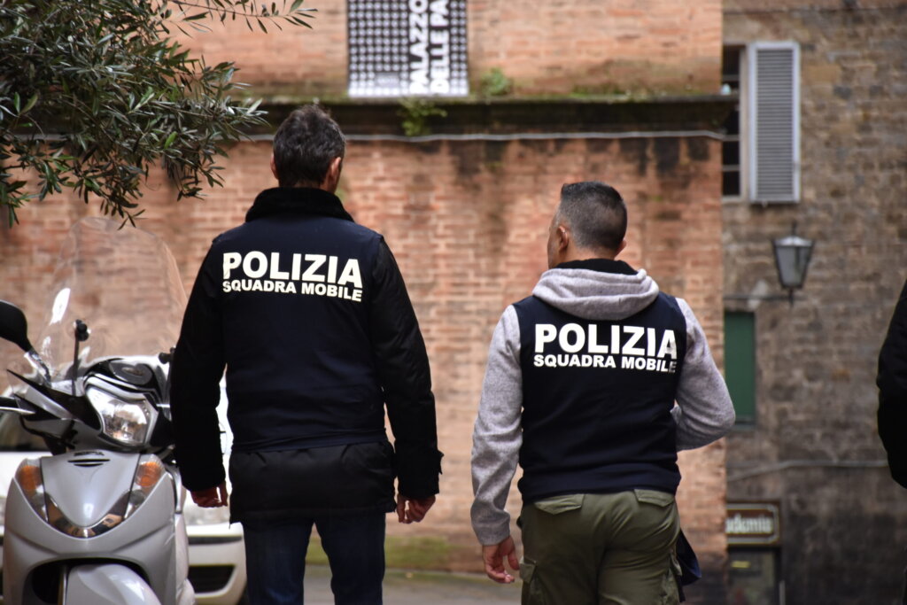 Trovato con la ketamina e in sella a un motorino rubato: arrestato un ...