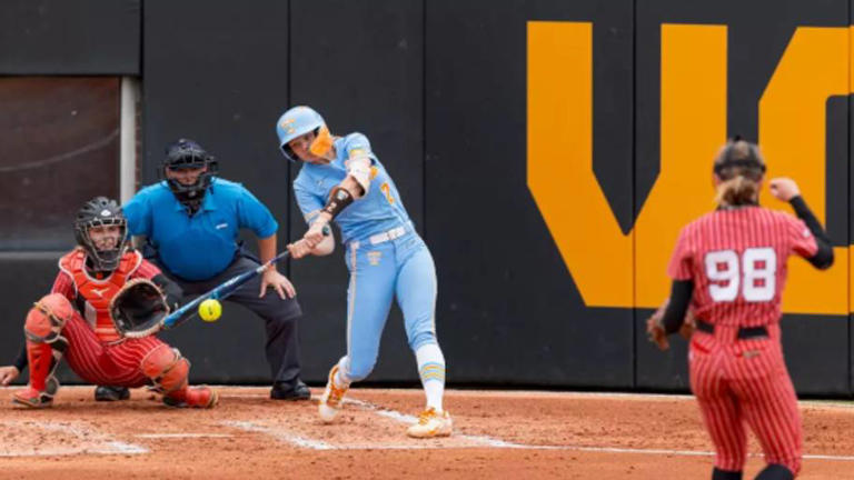 Huskers one win from WCWS again, and this time it's in Lincoln